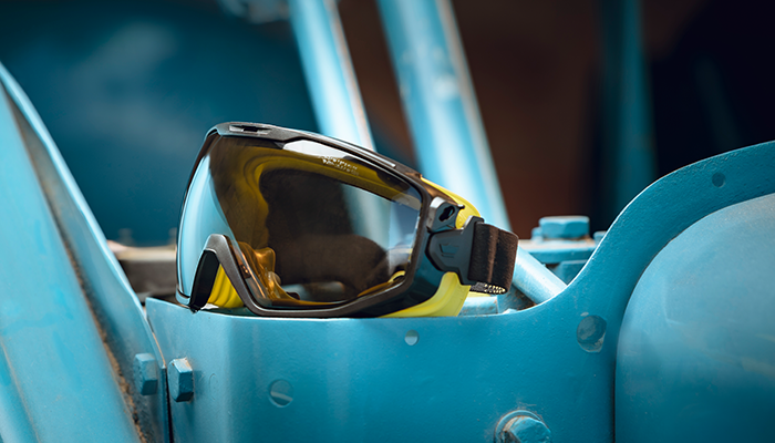 EN166 AND THE NEW ISO 16321-1 STANDARD FOR SAFETY EYEWEAR