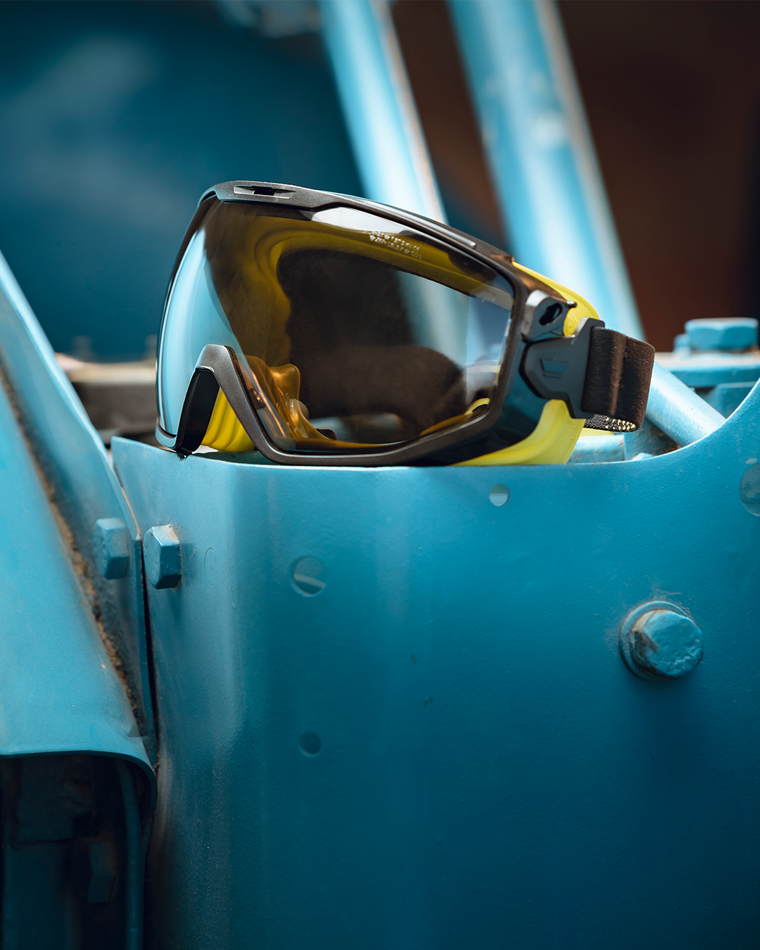 EN166 AND THE NEW ISO 16321-1 STANDARD FOR SAFETY EYEWEAR