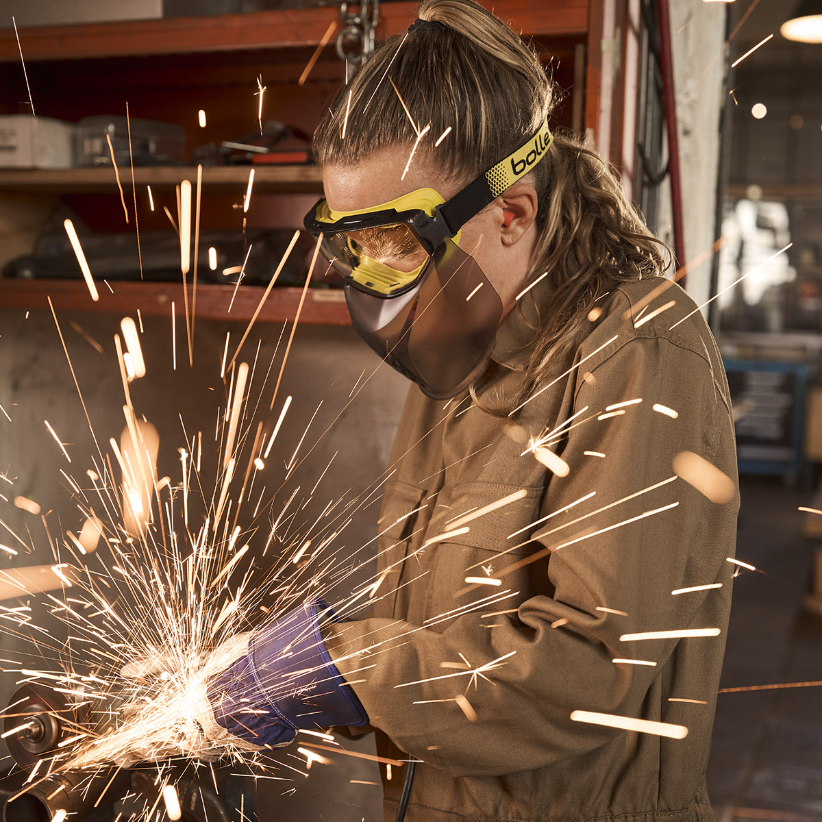 UNIVERSAL GOGGLE | Clear/Vented safety goggle | Bollé Safety